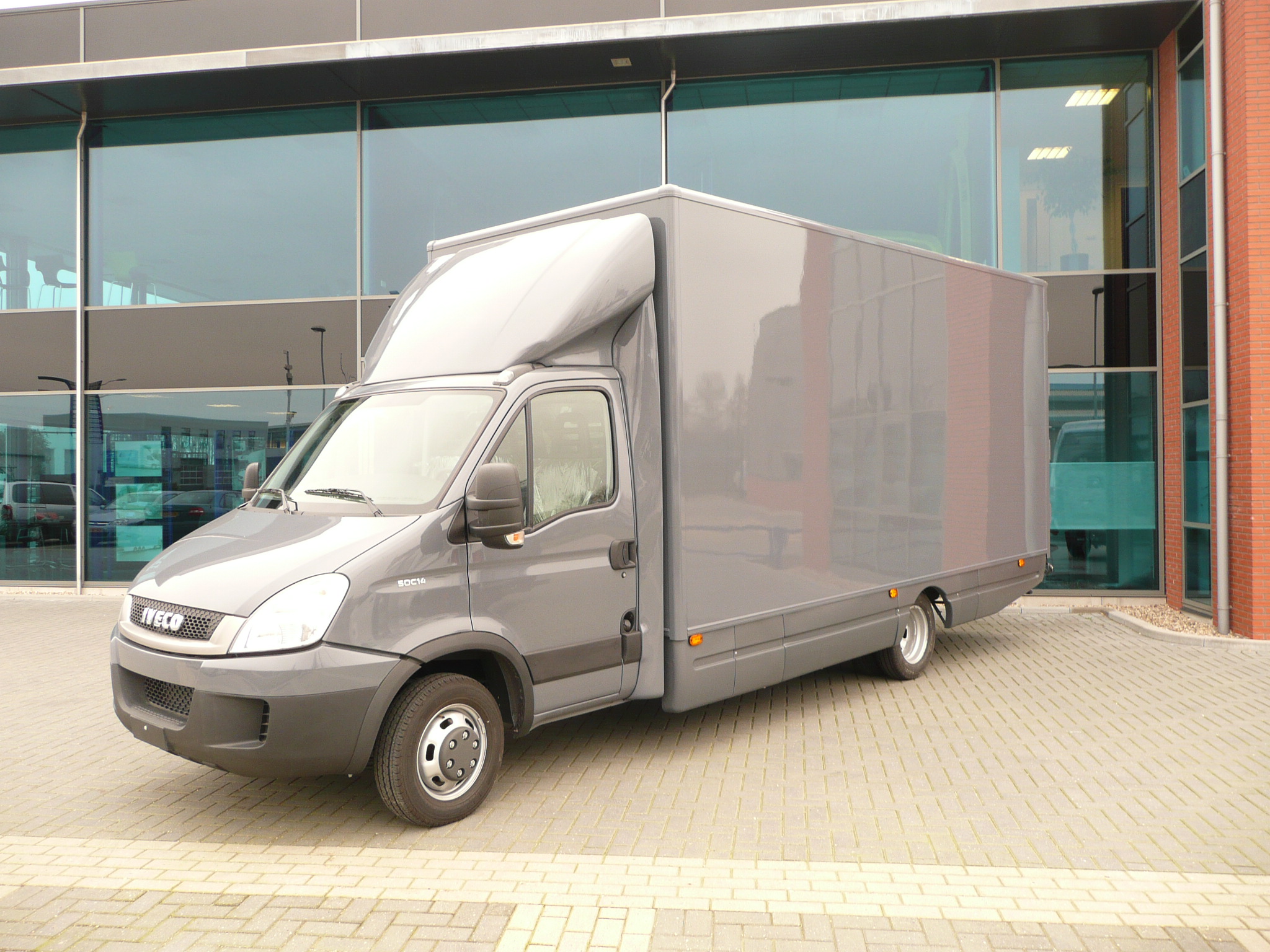 2020 Iveco Daily Features Redesigned Front Fascia